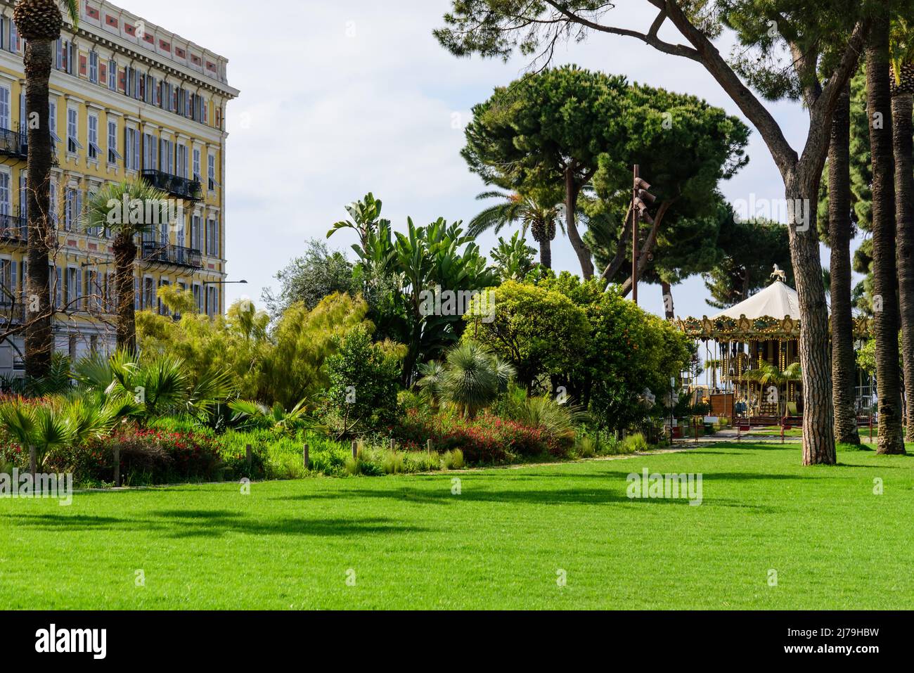 Nizza, Promenade du Paillon // Nice, Promenade du Paillon Stock Photo ...
