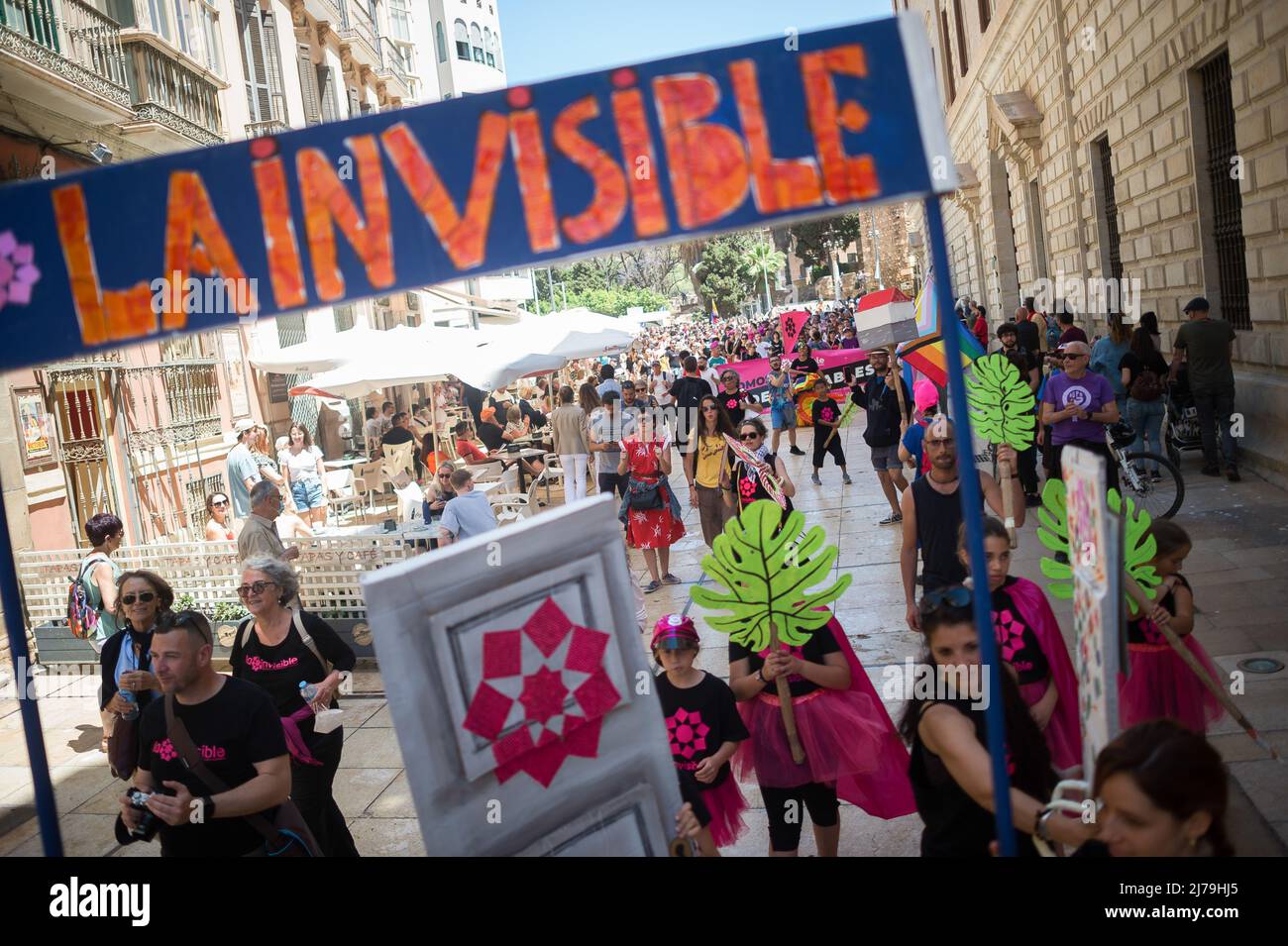 Invisible banner hi-res stock photography and images - Alamy