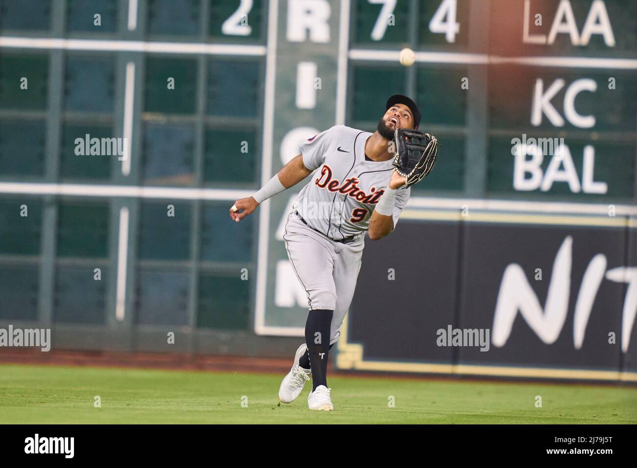 May 6 2022: Detroit left fielder Will Castro (9) makes a play during ...
