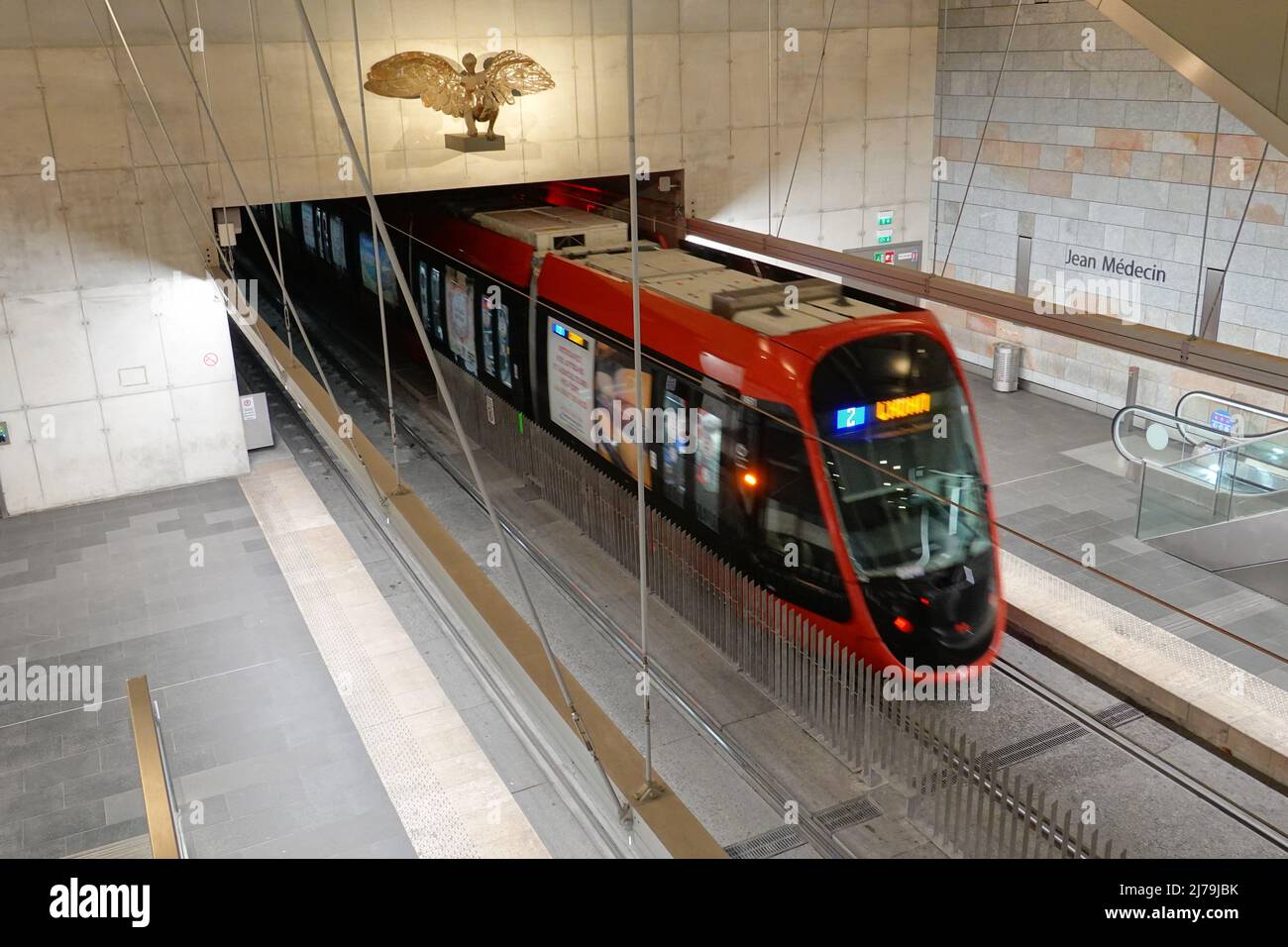 Nizza, moderne Straßenbahn, Linie 2, Jean Medecin // Nice, Modern ...
