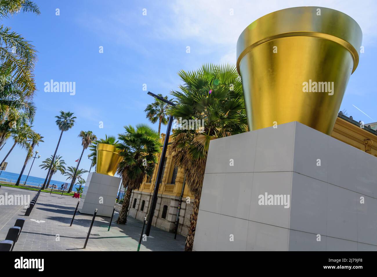 Nizza, moderne Straßenbahn, Linie 2, Magnan // Nice, Modern Tramway ...