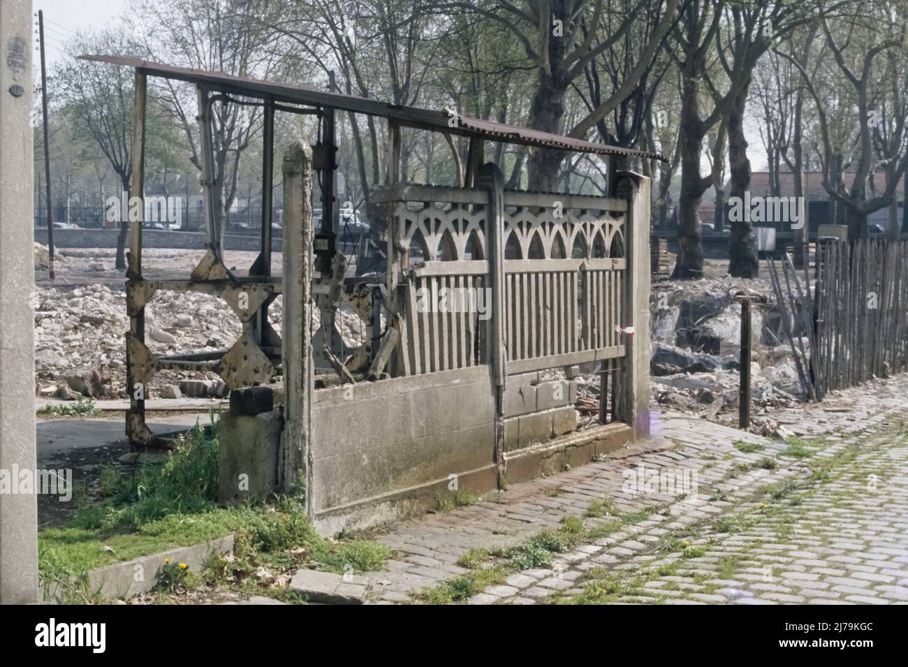 Paris, ehemaliges Weindepot Bercy, abgerissen 1989 // Paris, Bercy Wine ...