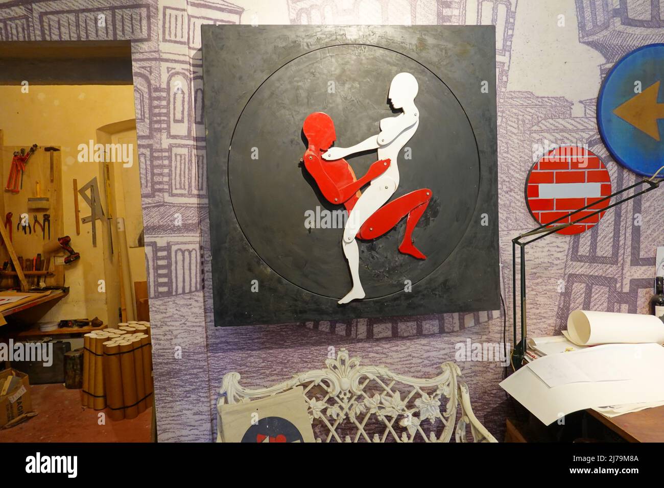 Florenz, Atelier von Street Artist CLET // Florence, Atelier of Street ...