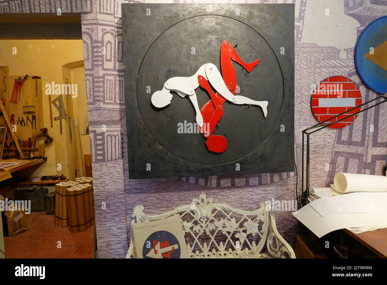 Florenz, Atelier von Street Artist CLET // Florence, Atelier of Street ...