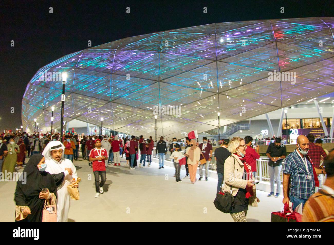 Doha stadium world cup night hi-res stock photography and images - Alamy