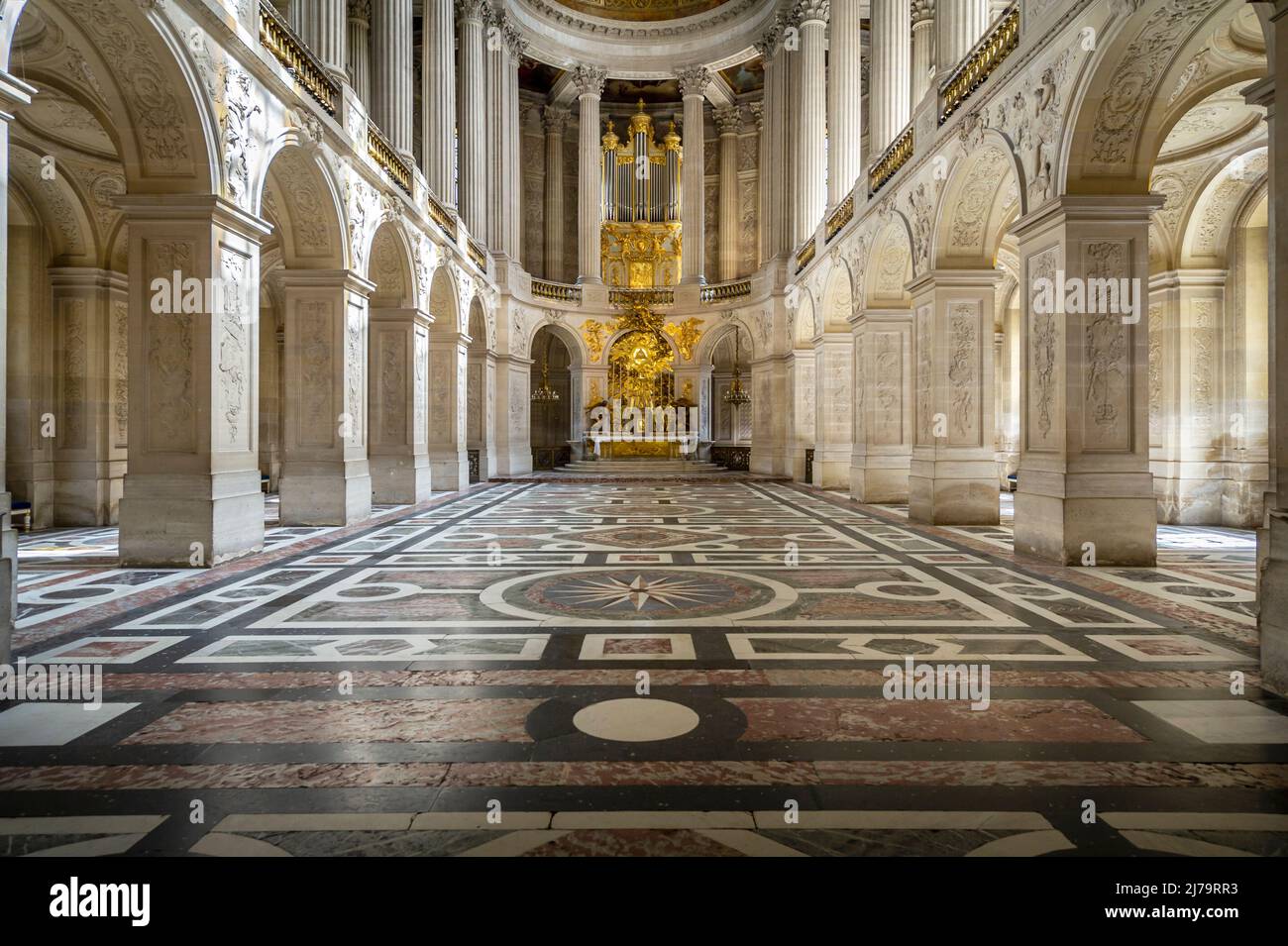 Royal Chapel in Versailles palace Stock Photo - Alamy
