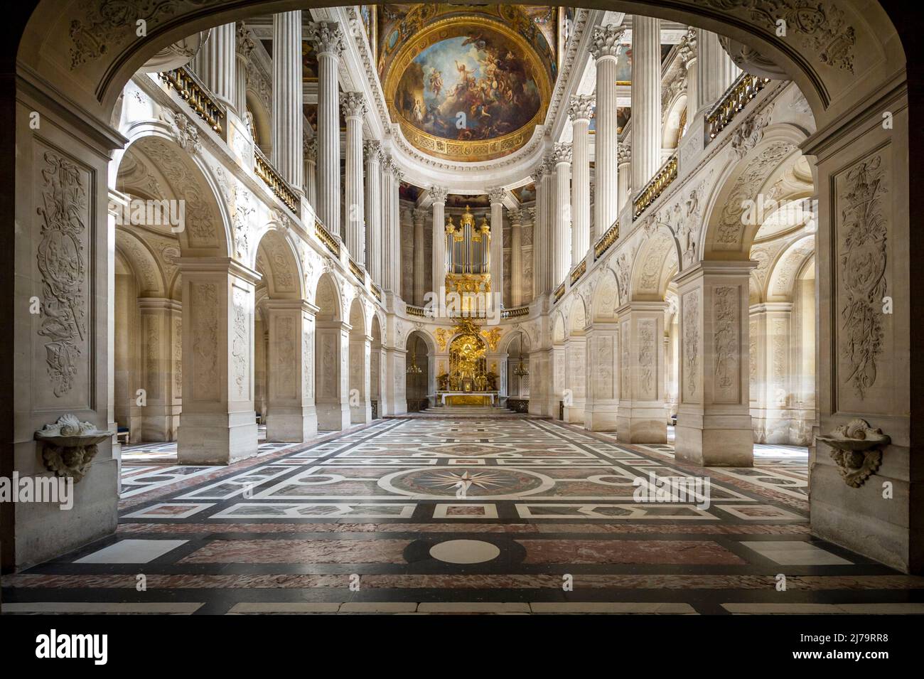 Royal Chapel in Versailles palace Stock Photo - Alamy