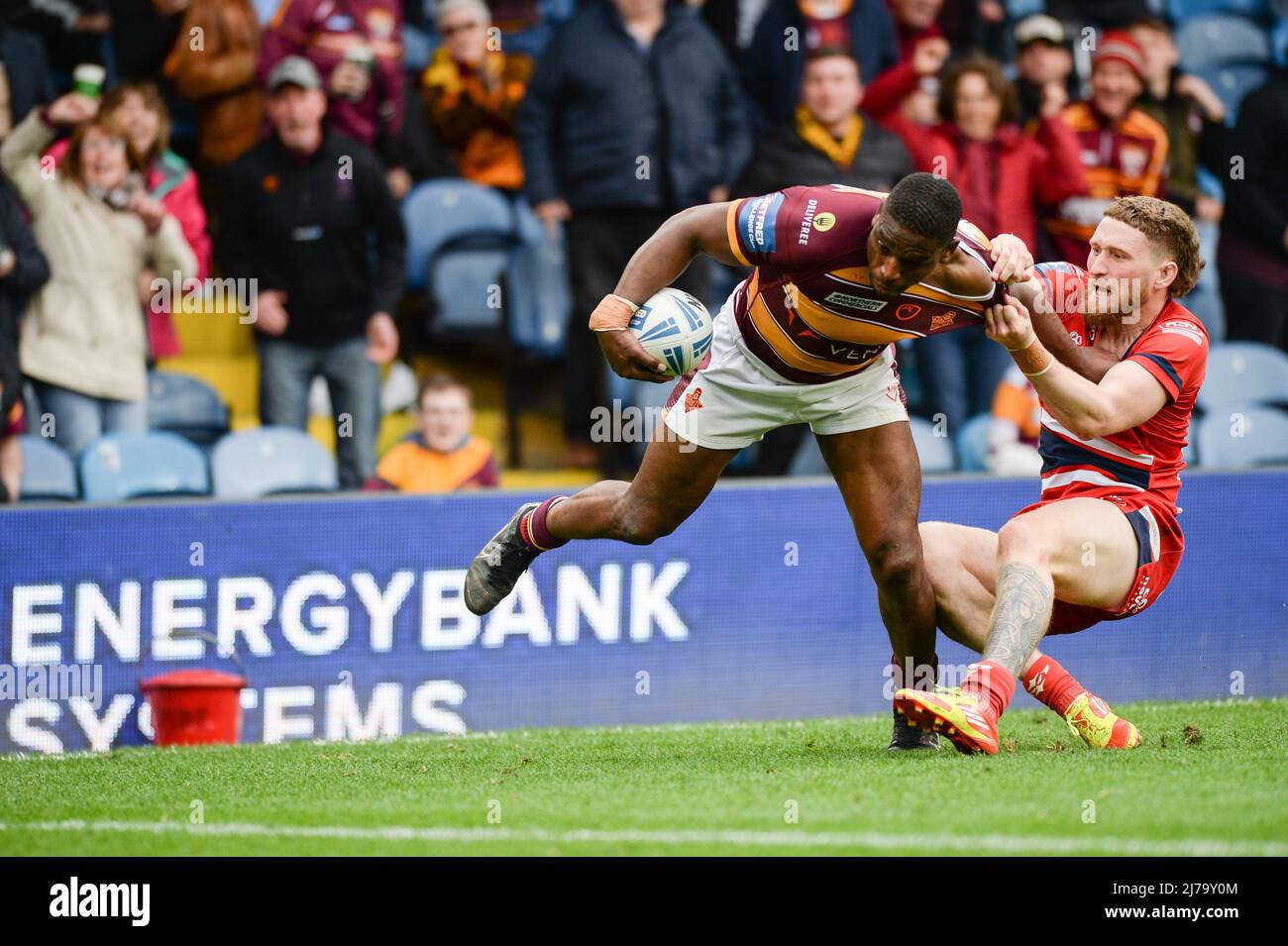 Leeds, England - 7th May 2022 - Jermaine McGillvary (2) of Huddersfield Giants scores a try ...