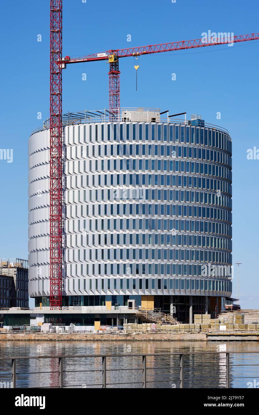 Construction of circular office building "Spidsen" on Nordø/Redmolen ...