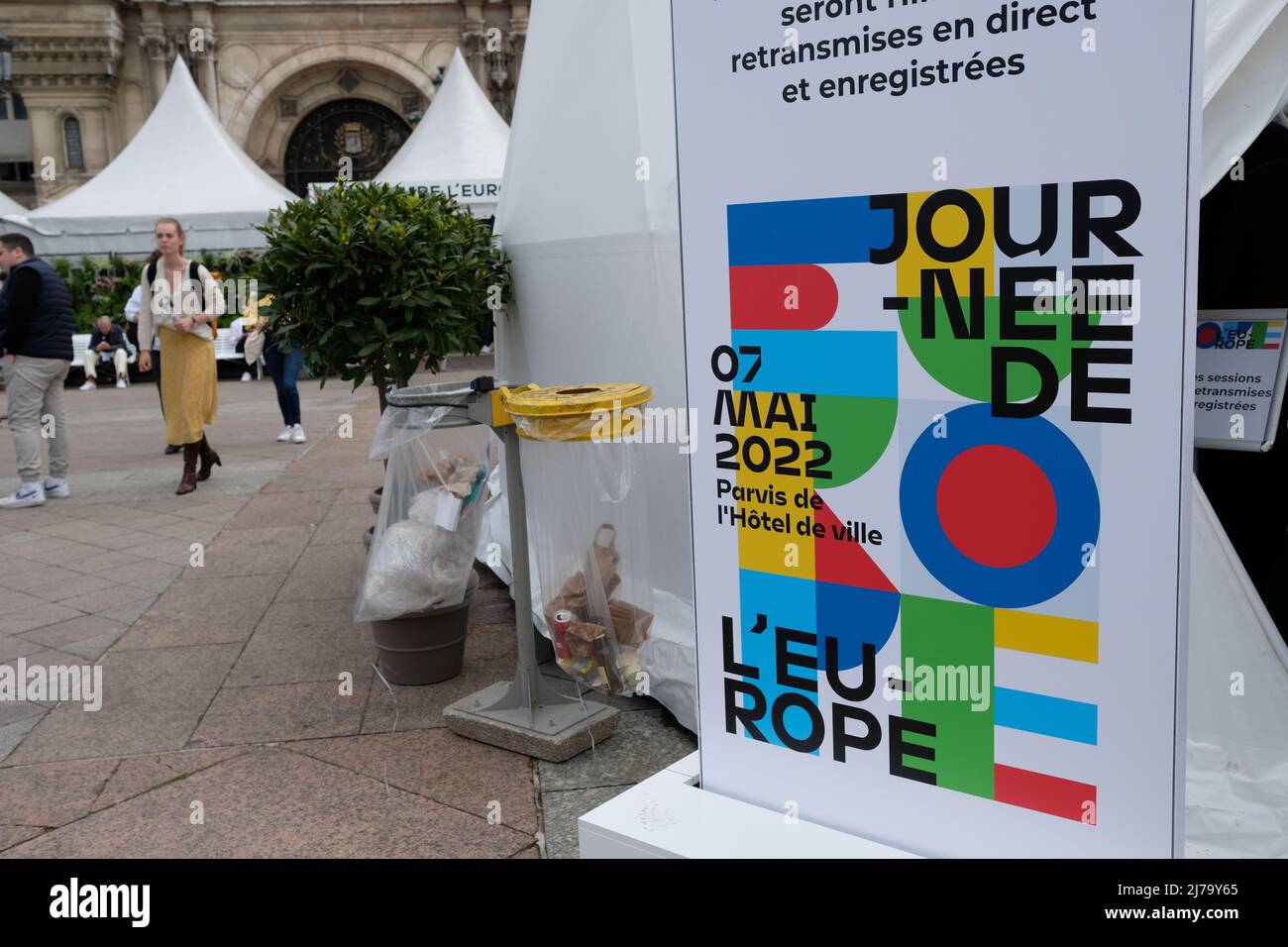 On Saturday 7 May, a Europe Day was organised on the square in front of ...