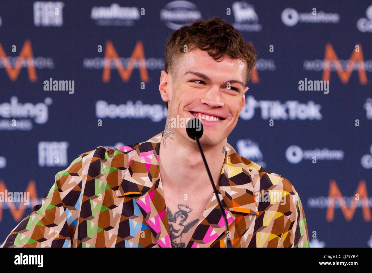 Eurovision blanco hi-res stock photography and images - Alamy