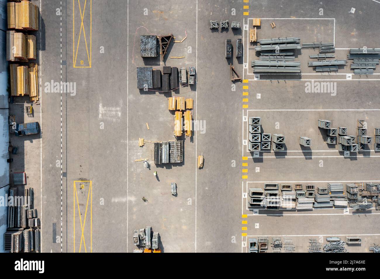 Aerial view modern warehouse lot hi-res stock photography and images ...