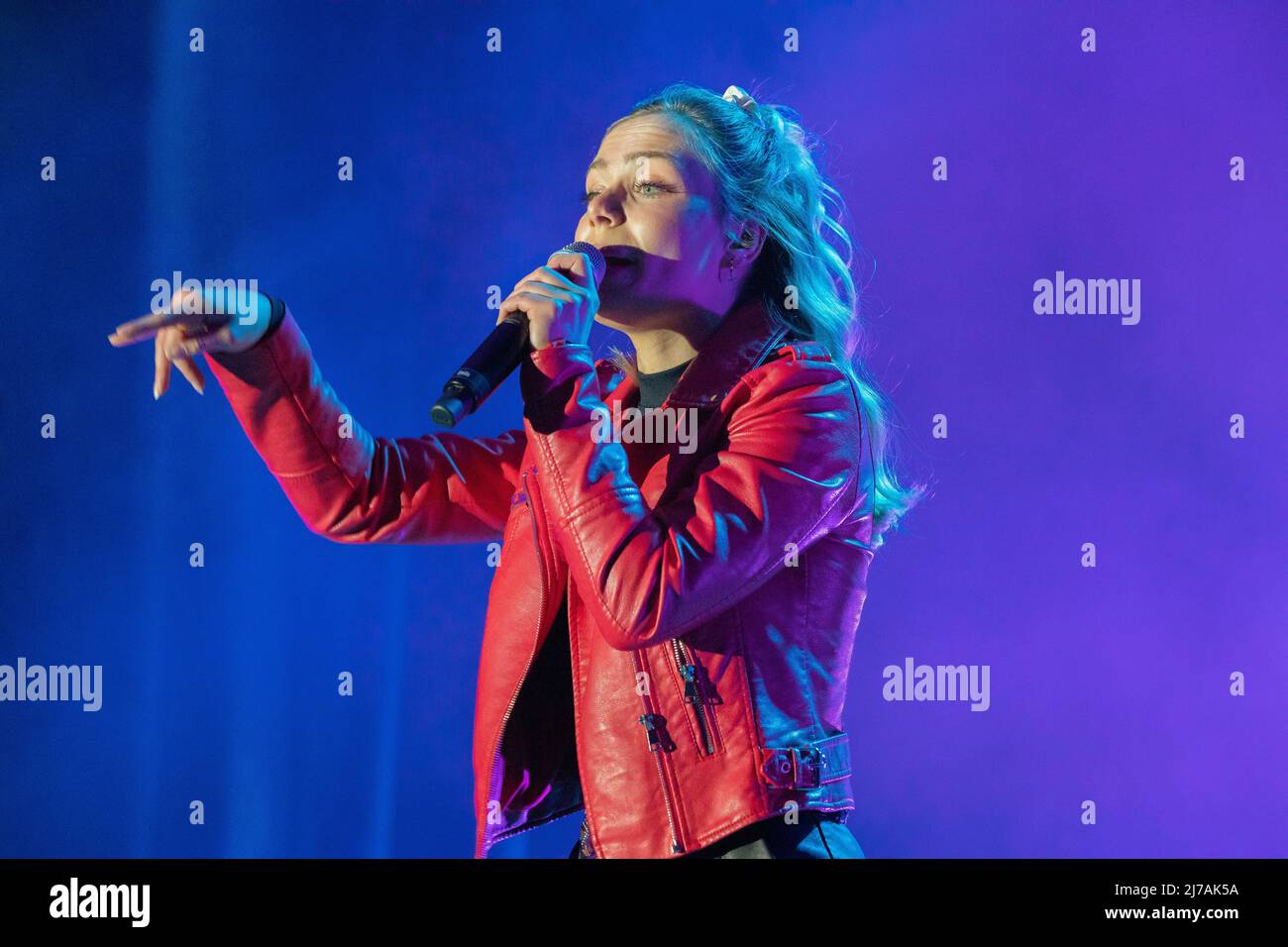 Marie Wegener bei "Die große Schlager-Hitparade" in der Messehalle ...