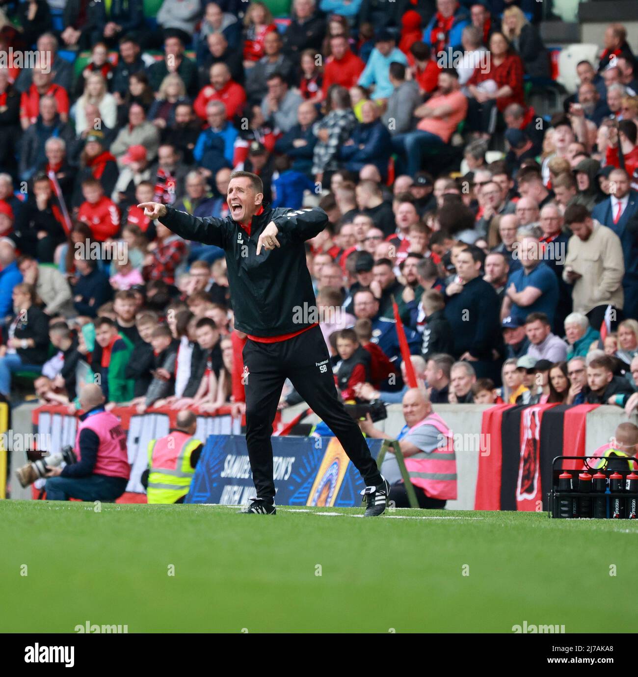 Crusaders irish cup final 2022 hi-res stock photography and images - Alamy