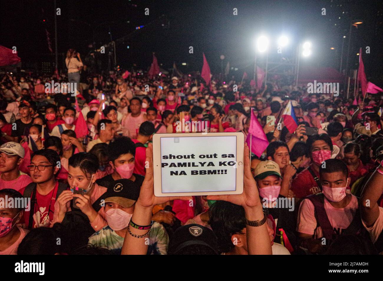Thousands of people in full force flock the Makati City Business District, Philippines to ...