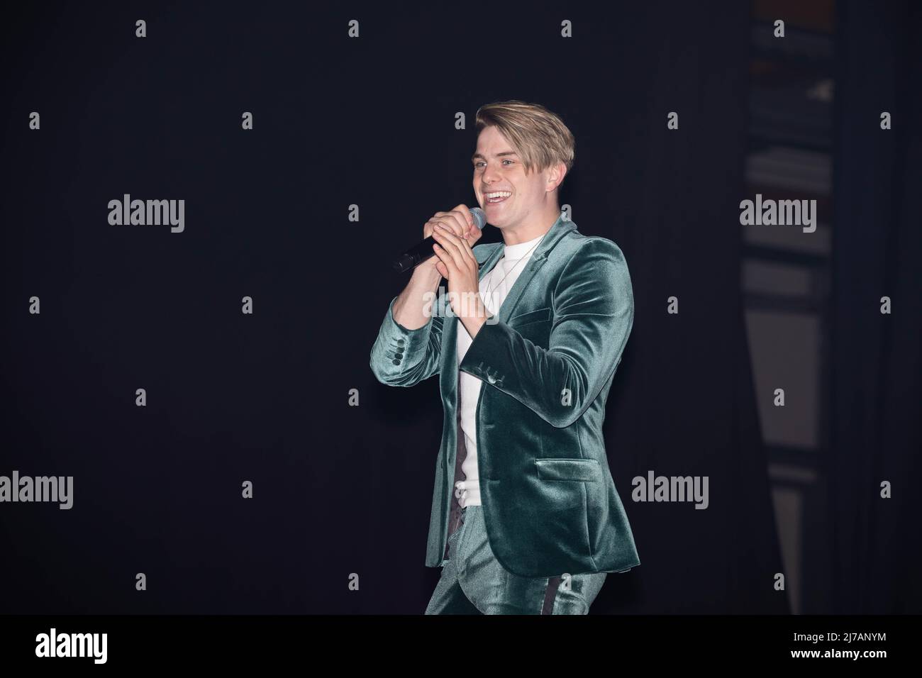 Vincent Gross bei "Die große Schlager-Hitparade" in der Messehalle ...