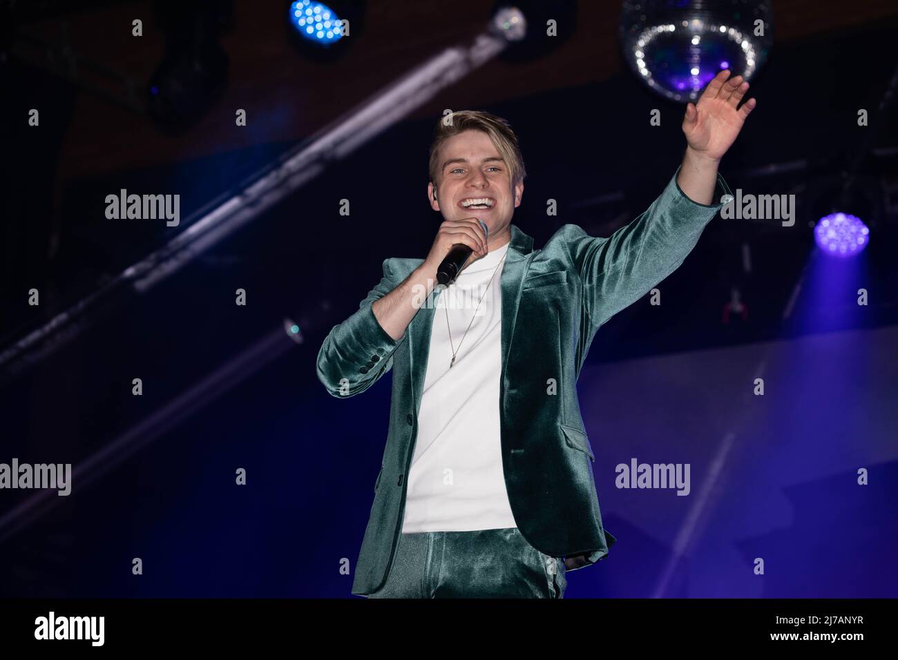 Vincent Gross bei "Die große Schlager-Hitparade" in der Messehalle ...