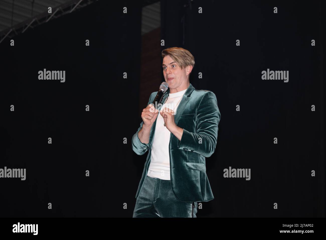 Vincent Gross bei "Die große Schlager-Hitparade" in der Messehalle ...
