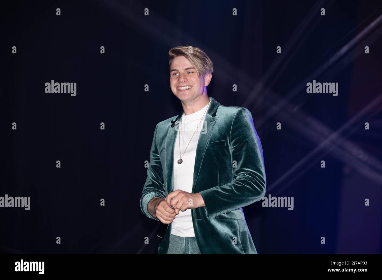 Vincent Gross bei "Die große Schlager-Hitparade" in der Messehalle ...