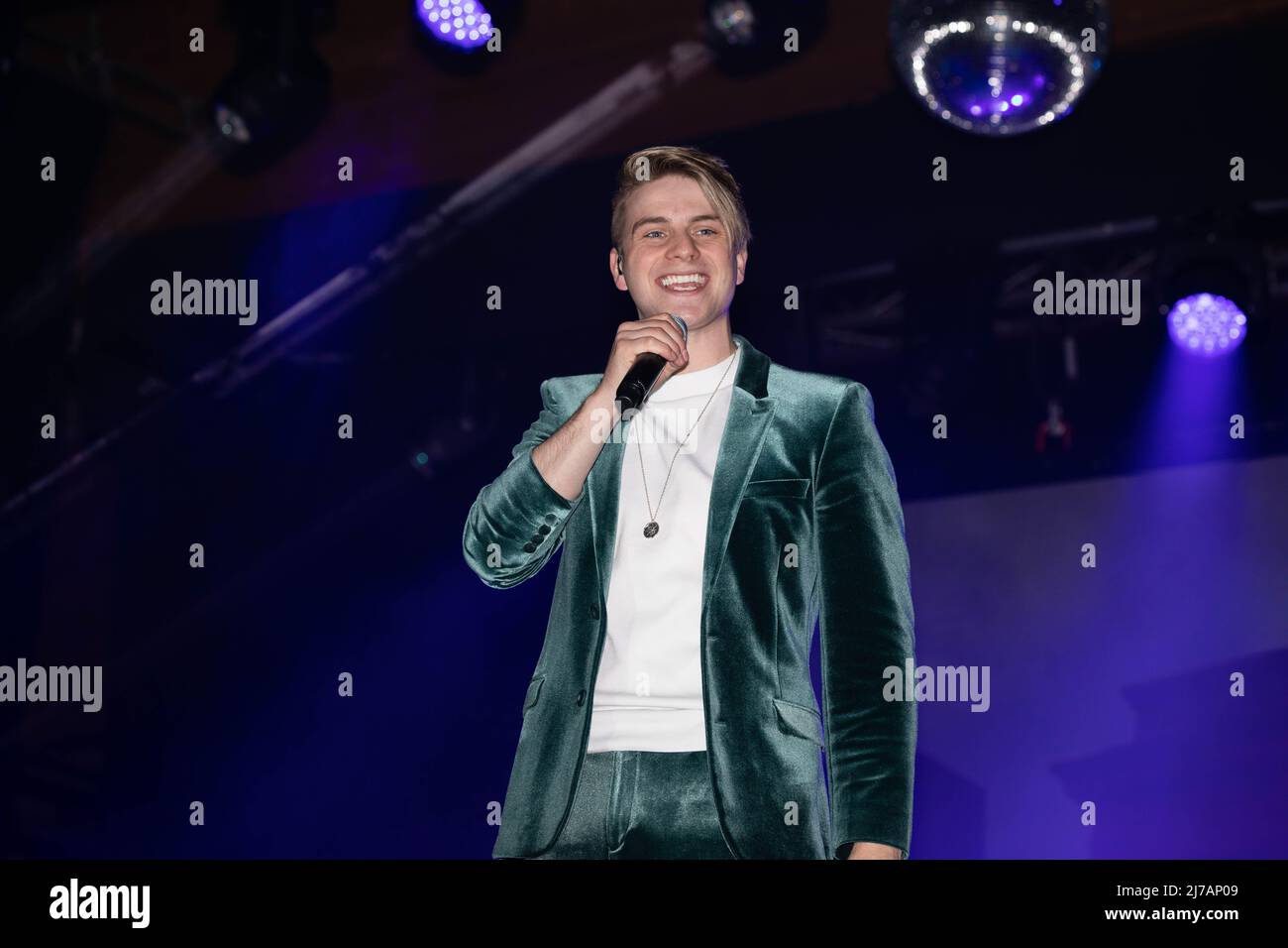 Vincent Gross bei "Die große Schlager-Hitparade" in der Messehalle ...