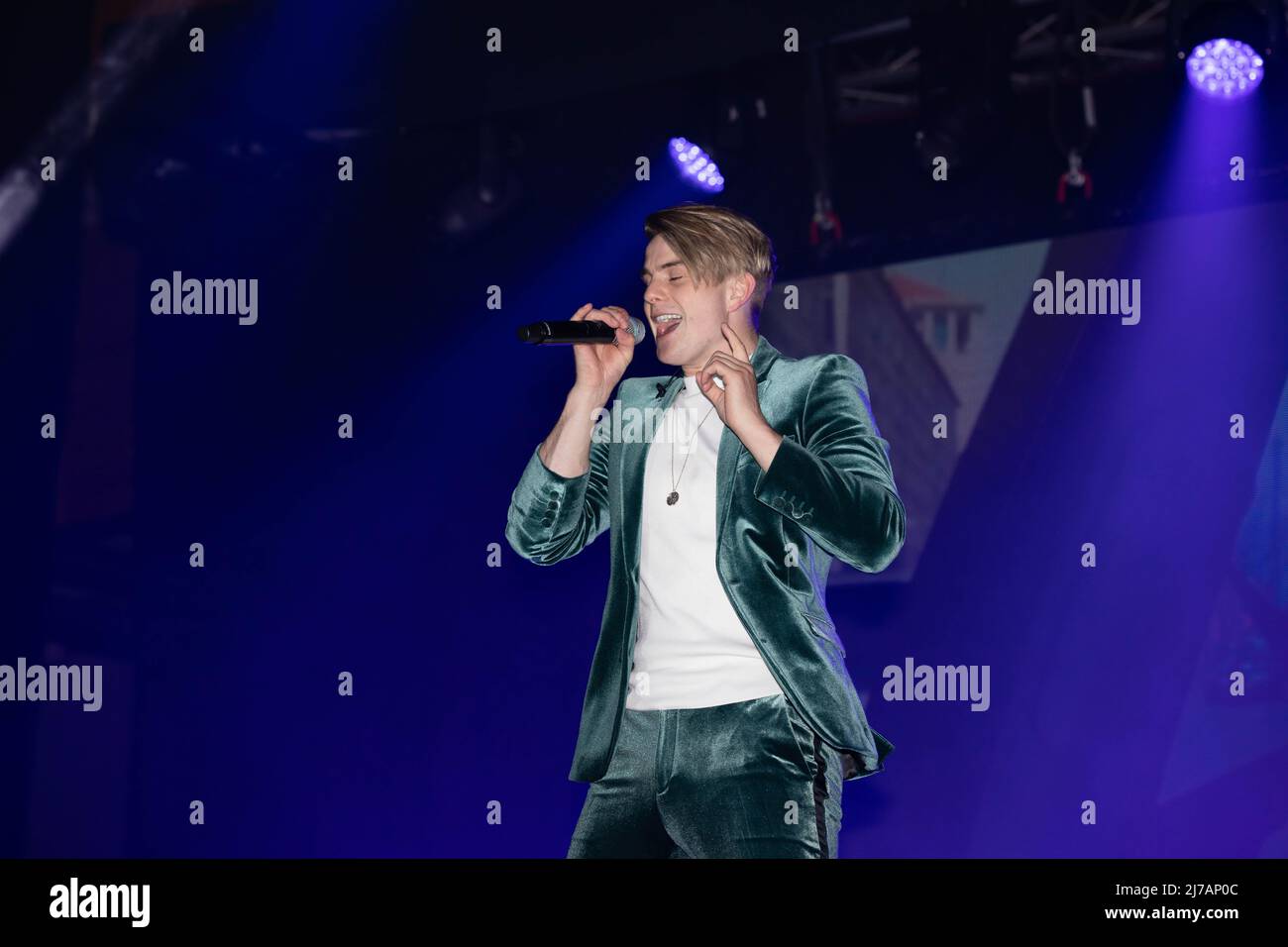 Vincent Gross bei "Die große Schlager-Hitparade" in der Messehalle ...