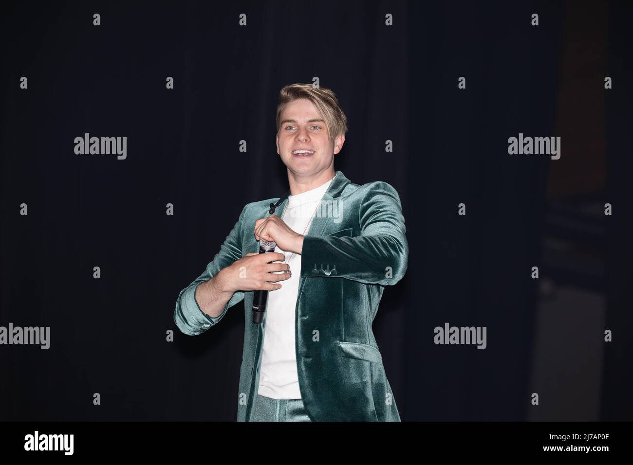 Vincent Gross bei "Die große Schlager-Hitparade" in der Messehalle ...