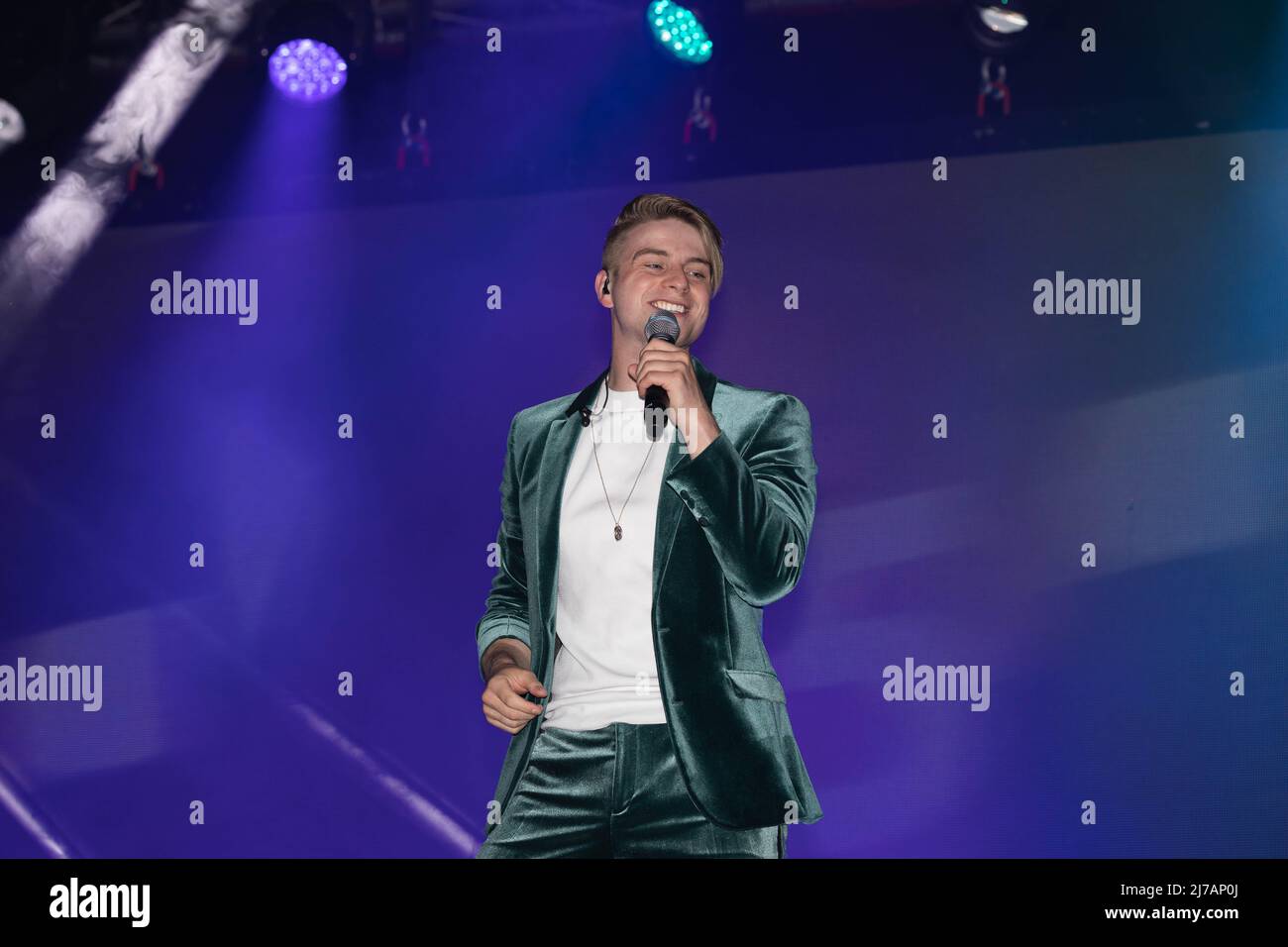 Vincent Gross bei "Die große Schlager-Hitparade" in der Messehalle ...