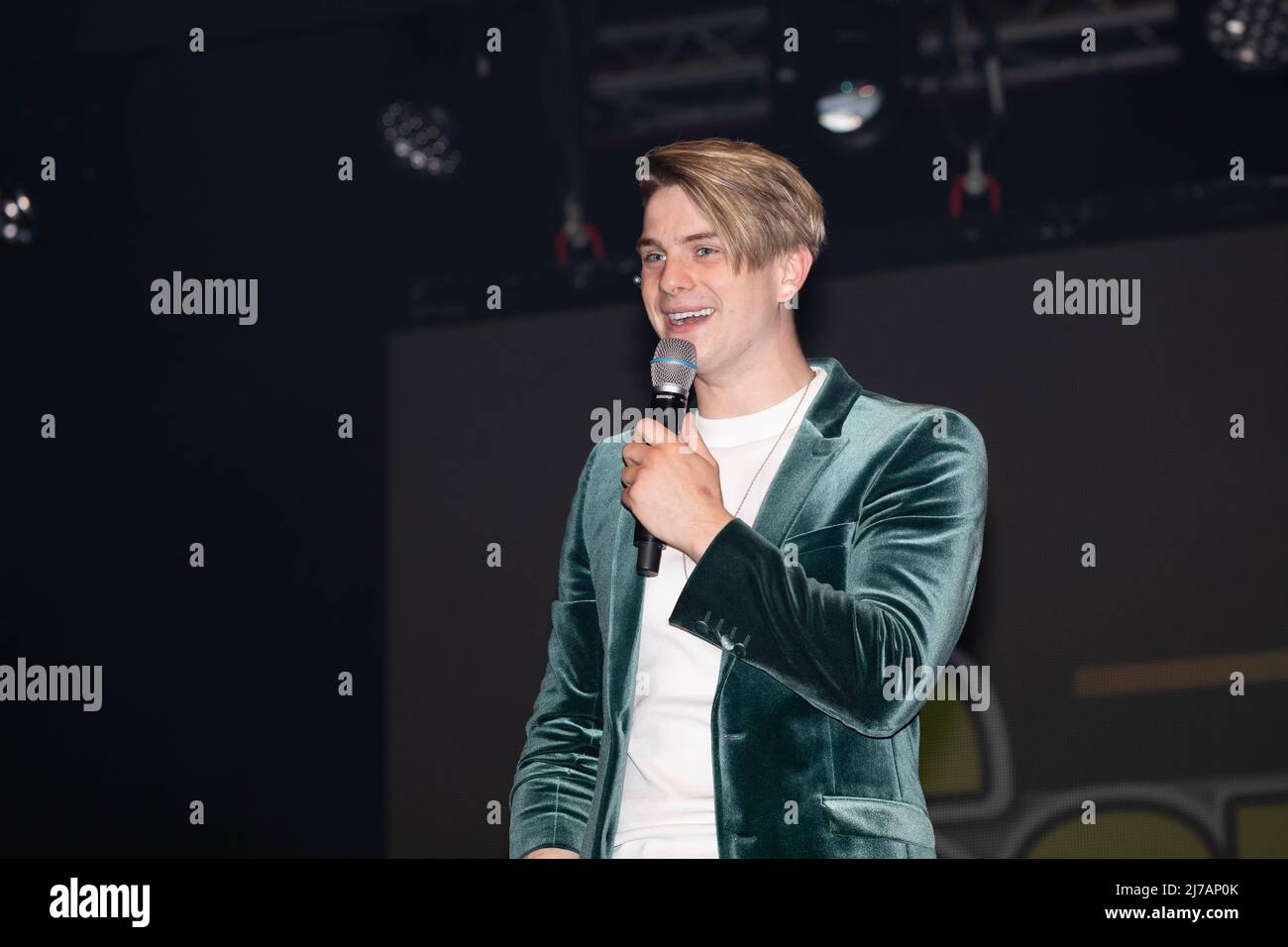 Vincent Gross bei "Die große Schlager-Hitparade" in der Messehalle ...