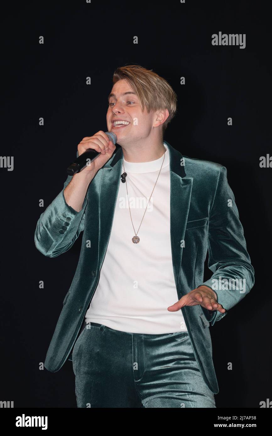 Vincent Gross bei "Die große Schlager-Hitparade" in der Messehalle ...