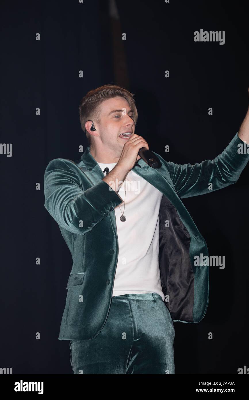 Vincent Gross bei "Die große Schlager-Hitparade" in der Messehalle ...