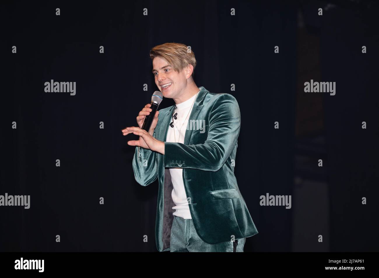 Vincent Gross bei "Die große Schlager-Hitparade" in der Messehalle ...