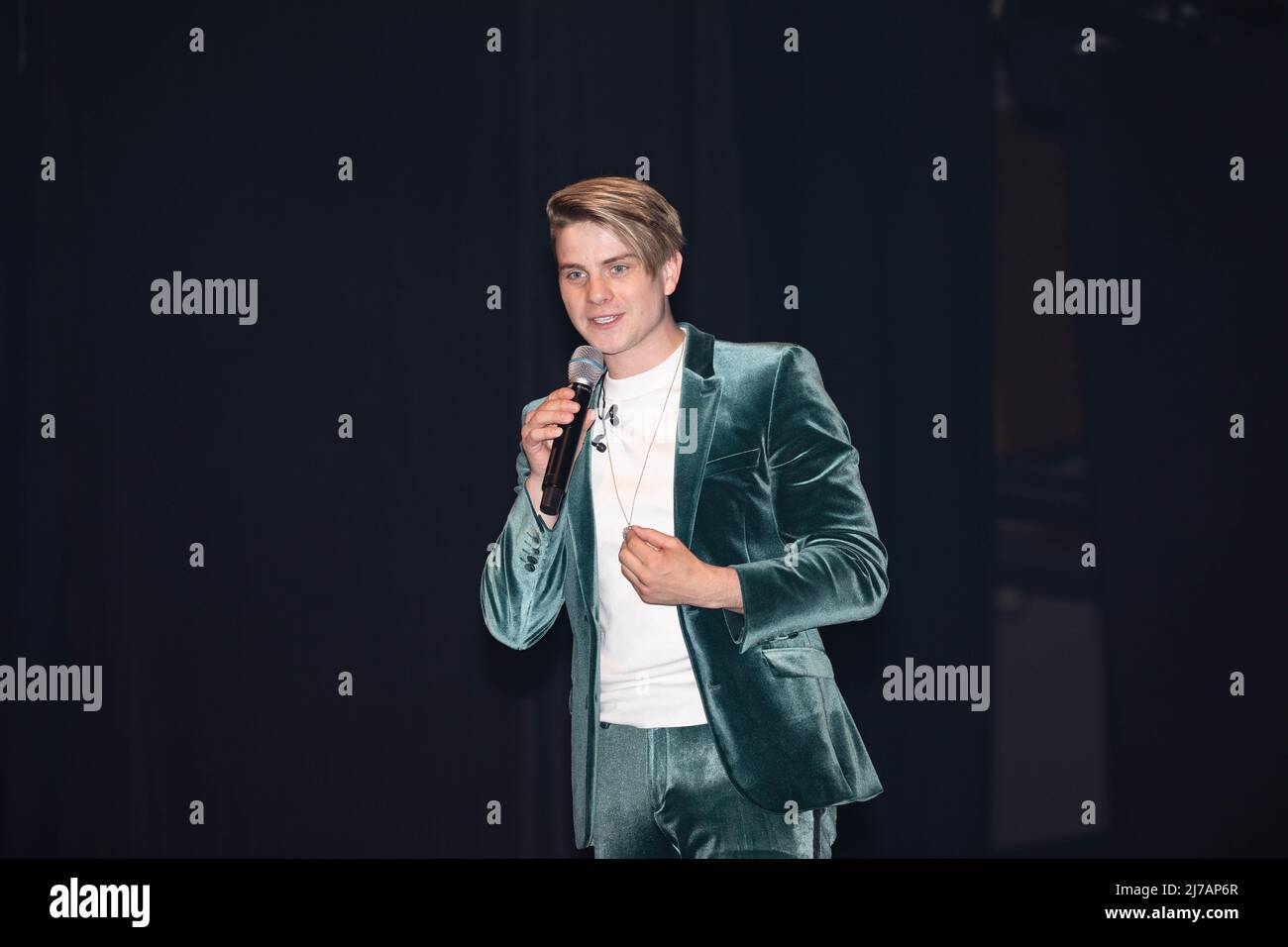 Vincent Gross bei "Die große Schlager-Hitparade" in der Messehalle ...