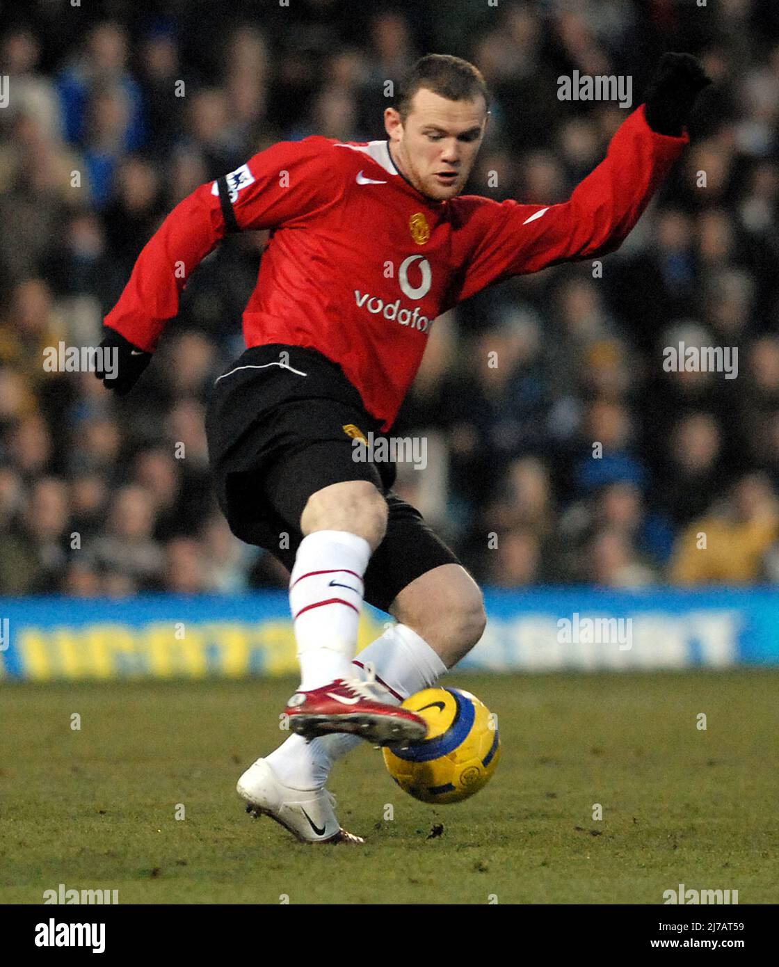 PORTSMOUTH V MAN UTD. WAYNE ROONEY PIC MIKE WALKER, 2006 Stock Photo ...