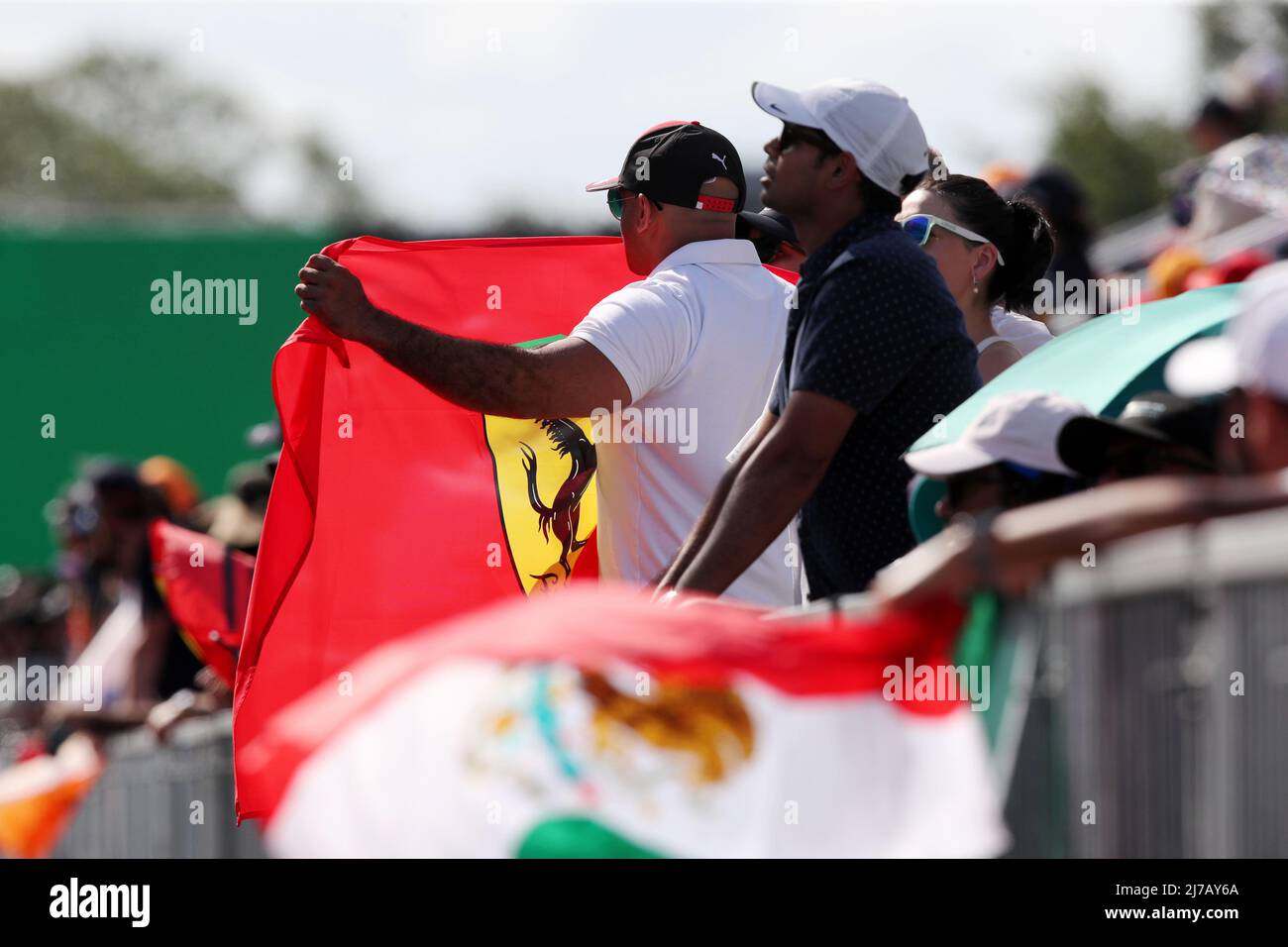 Miami f1 grand prix fans hi-res stock photography and images - Alamy