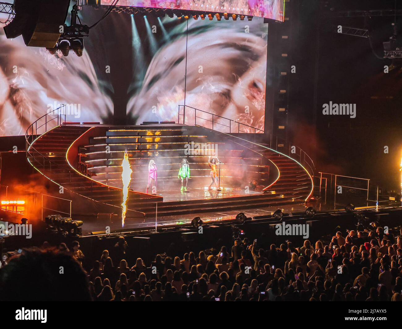 Jade Thirlwall And Perrie 2022