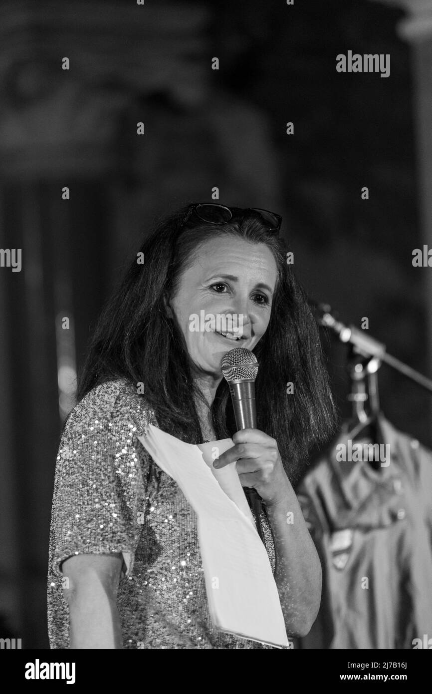 Lucy porter comedian Black and White Stock Photos & Images - Alamy
