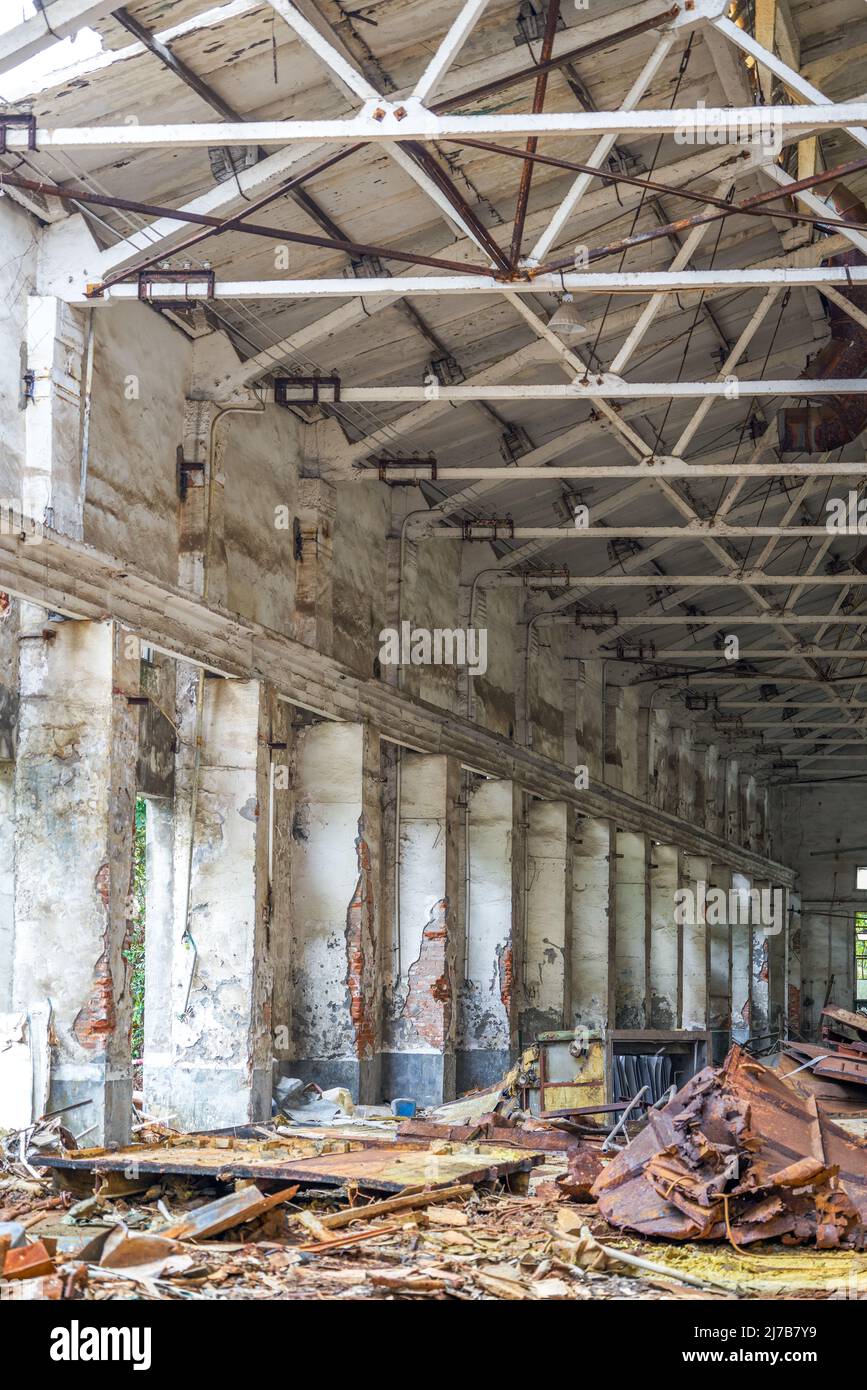 An abandoned steel frame structure automobile production workshop Stock ...