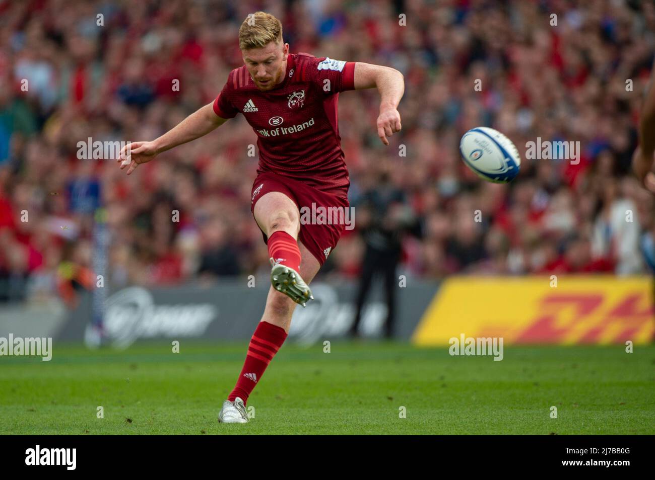 Ben Healy of Munster takes a penalty during the Heineken Champions Cup ...