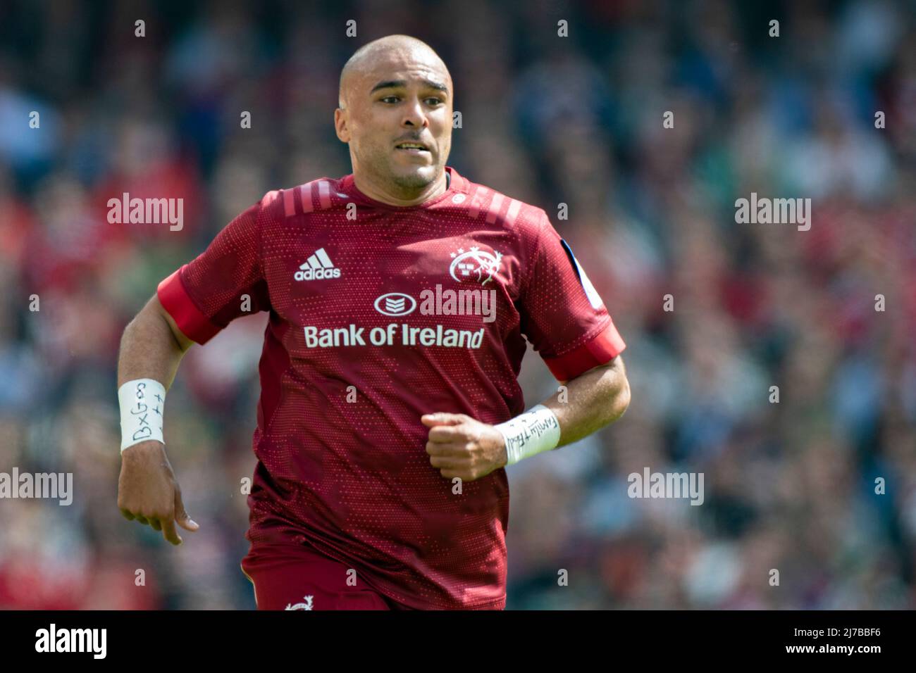 Simon Zebo of Munster runs during the Heineken Champions Cup Quarter ...