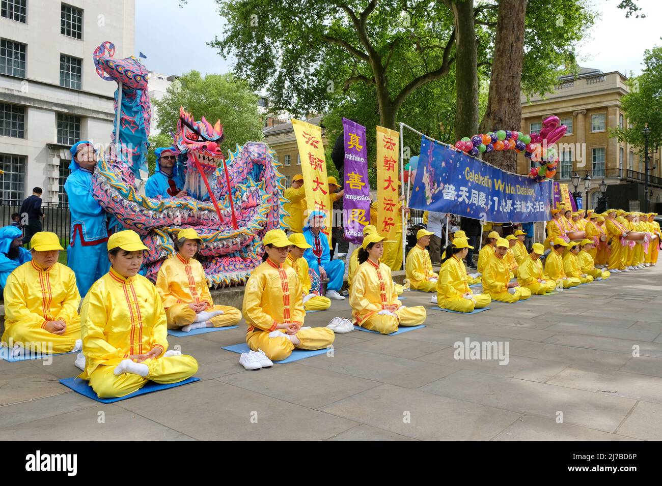 30 years of falun gong hi-res stock photography and images - Alamy
