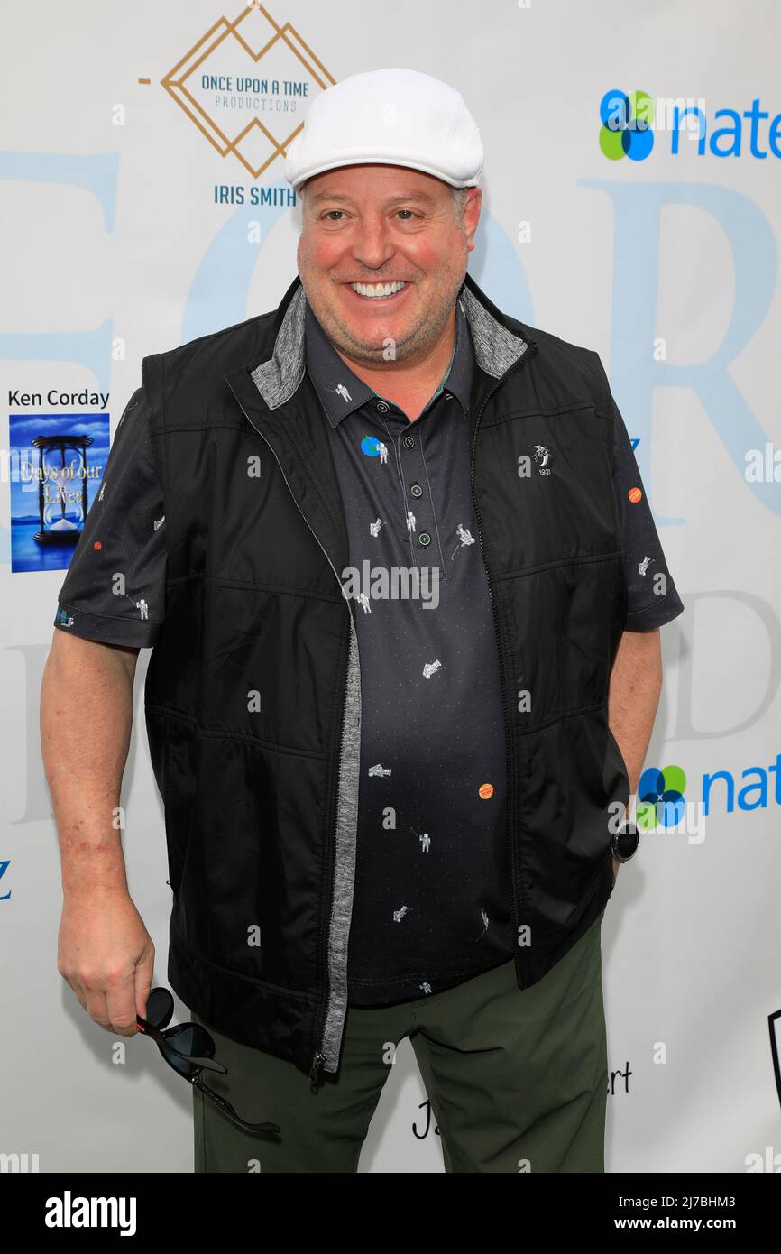 LOS ANGELES - MAY 2: Gary Valentine at the George Lopez Foundation's ...