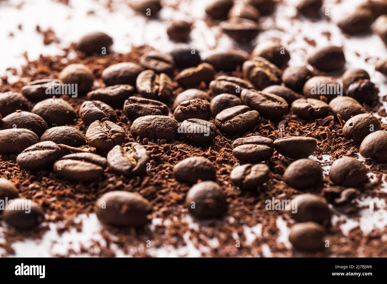 Cocoa particles hi-res stock photography and images - Alamy
