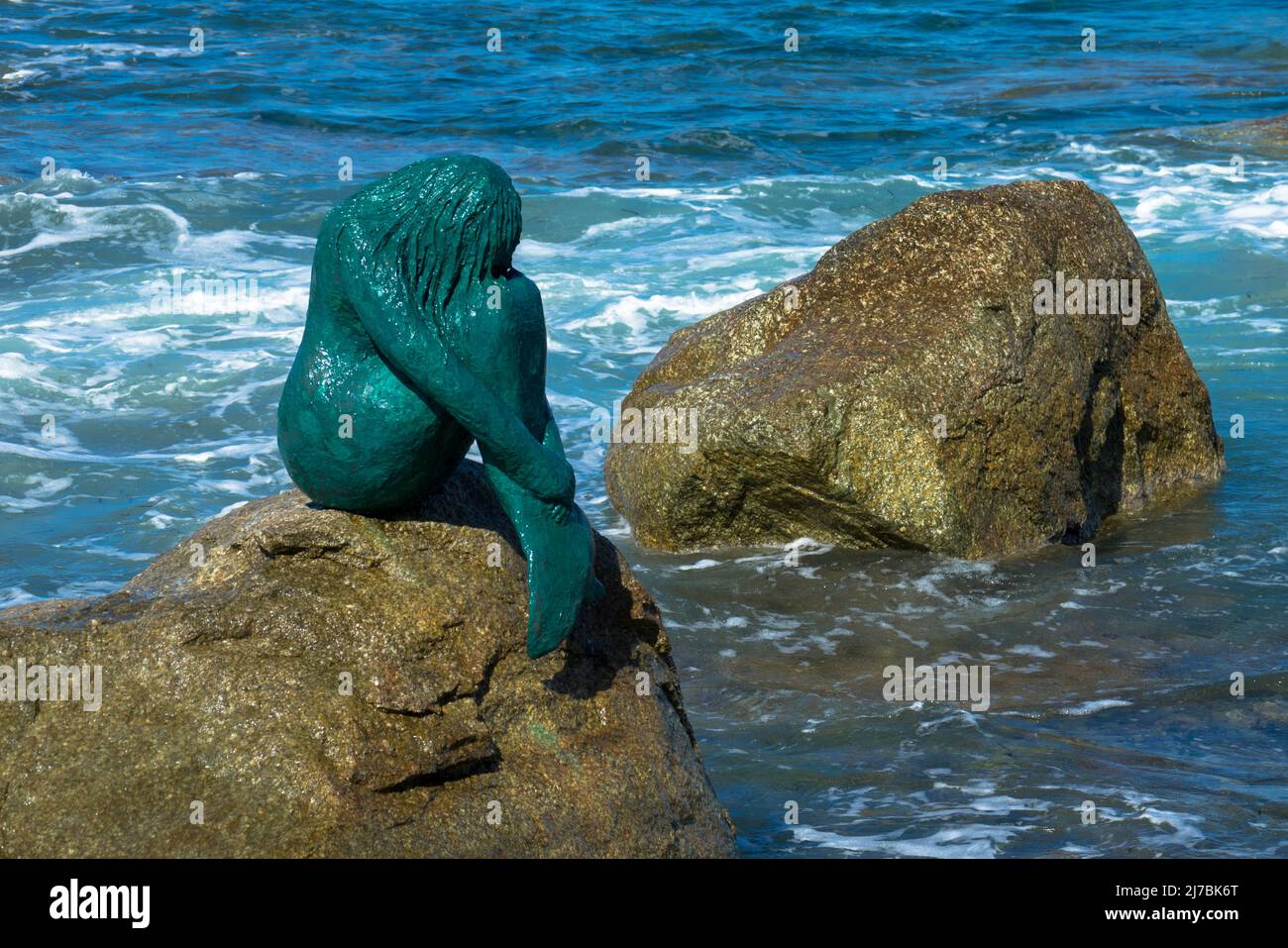 Mermaid sitting on rock hi-res stock photography and images - Alamy