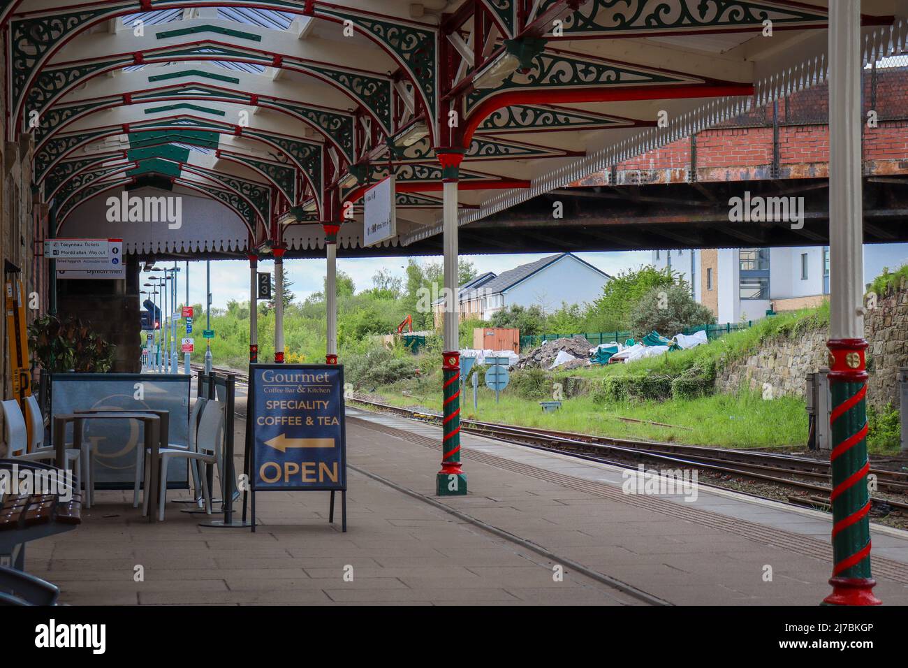 Wrexham General Station, Wrecsam Cyffredinol Stock Photo - Alamy