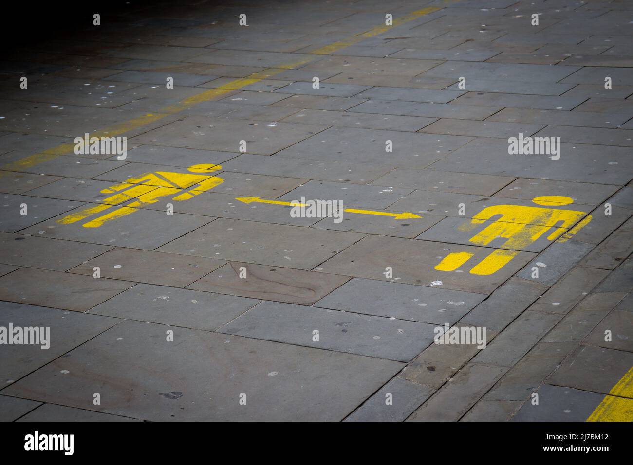 Cardiff city logo hi-res stock photography and images - Alamy