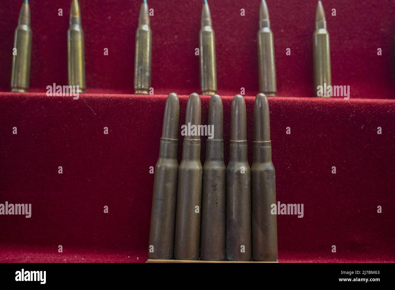Machine gun bullets on belt hi-res stock photography and images - Alamy