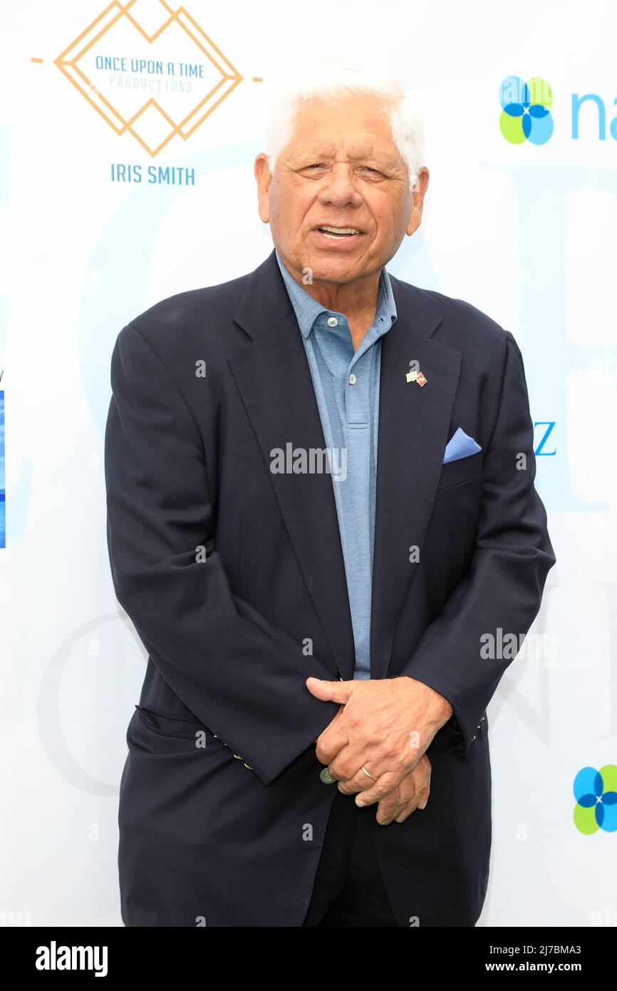 May 2, 2022, Burbank, CA, USA: LOS ANGELES - MAY 2: Lee Trevino at the ...