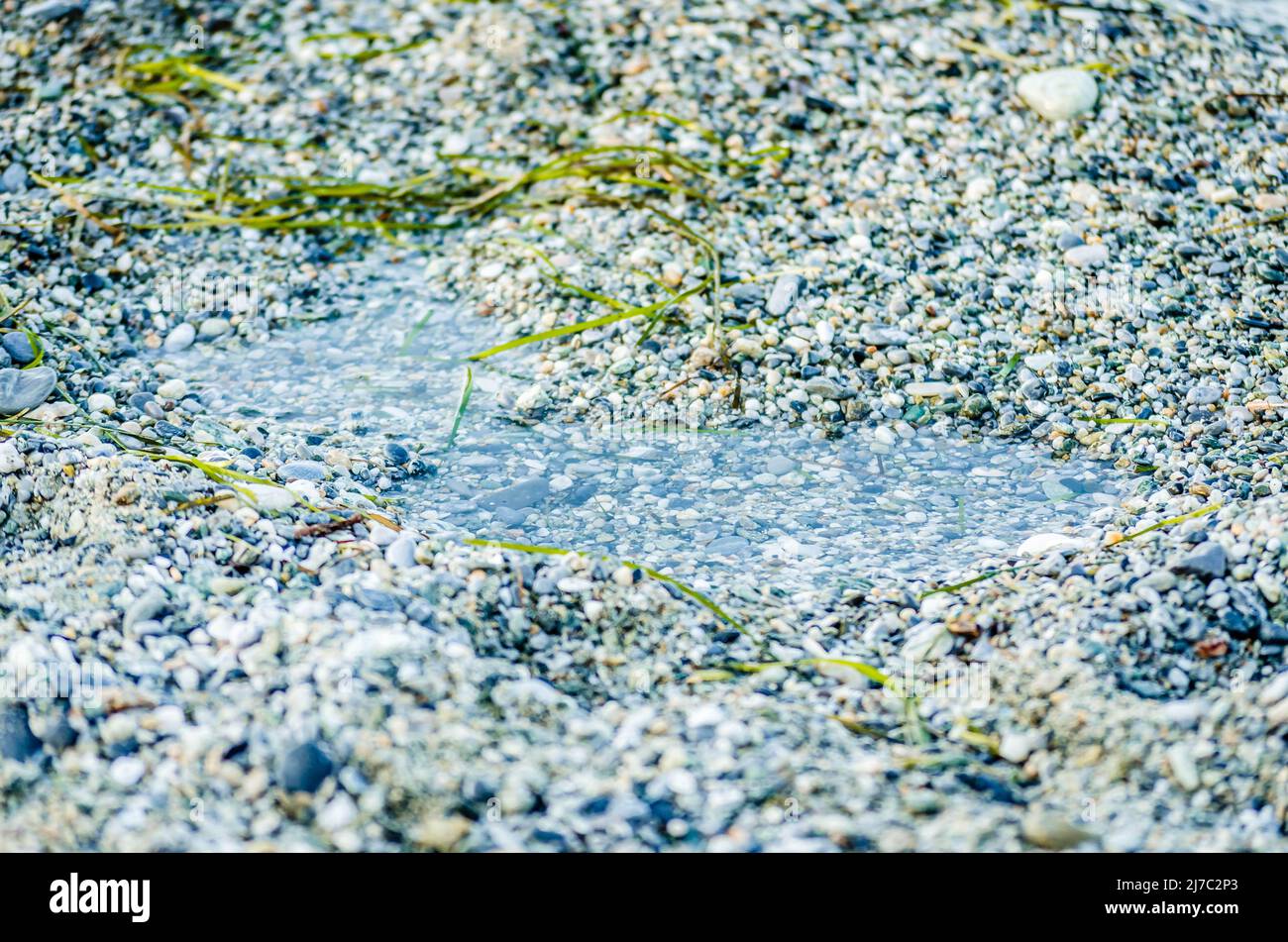 Small pebbles on the beach in Leptokarya, Greece Stock Photo - Alamy