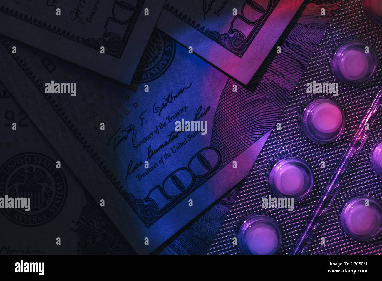 Pharmaceutical drugs light dark hi-res stock photography and images - Alamy