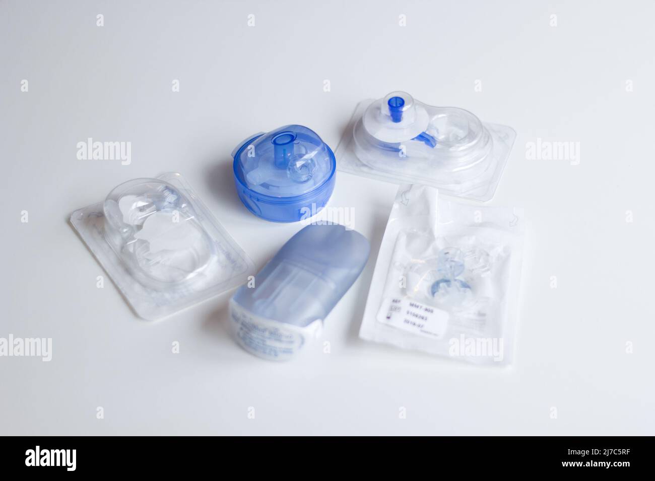 selection-of-infusion-sets-for-diabetes-type-1-treatment-stock-photo